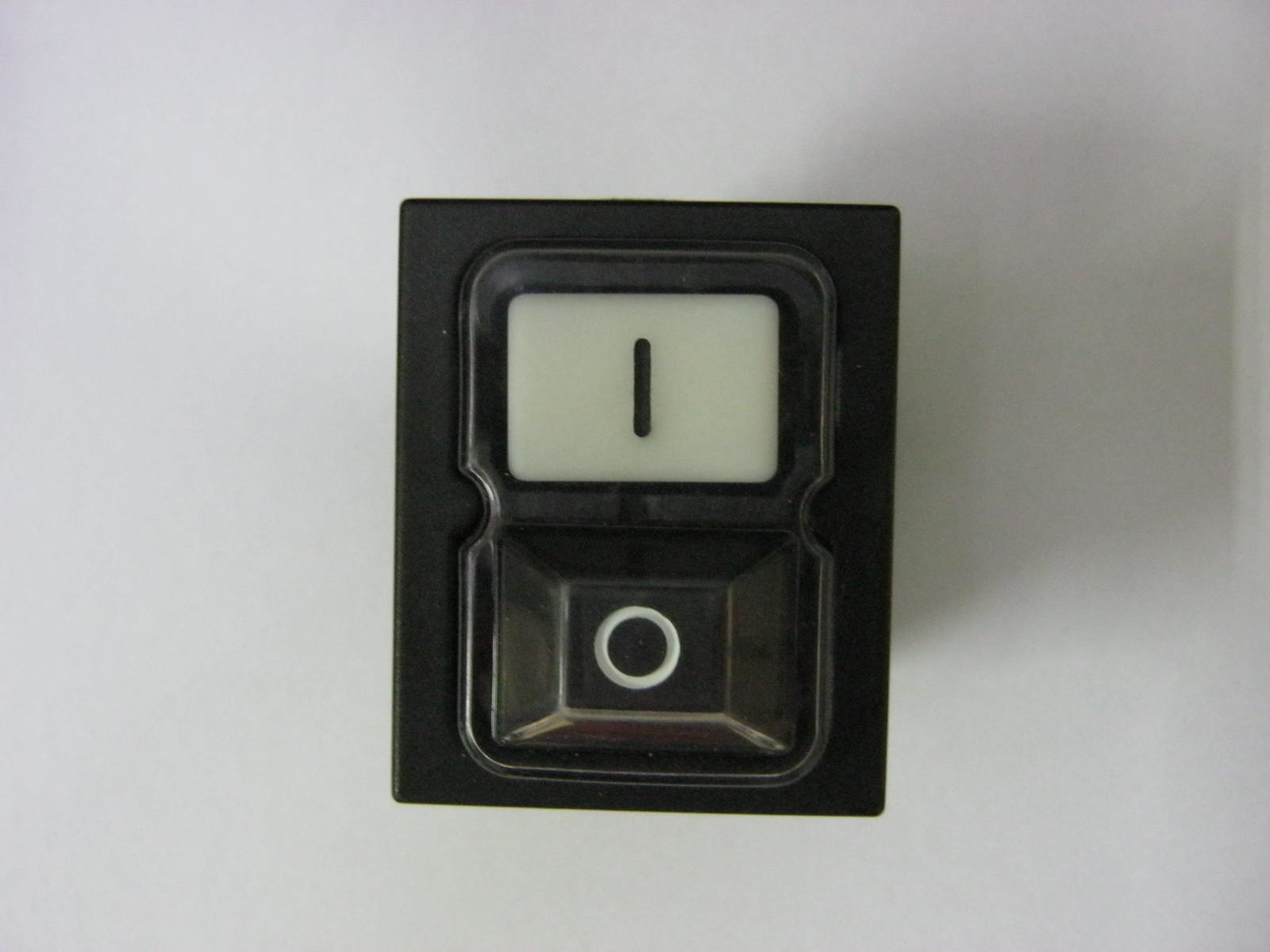 Wyłącznik GU20/GU25/GBS75/GBS150 [0310152017] - KM Maszyny